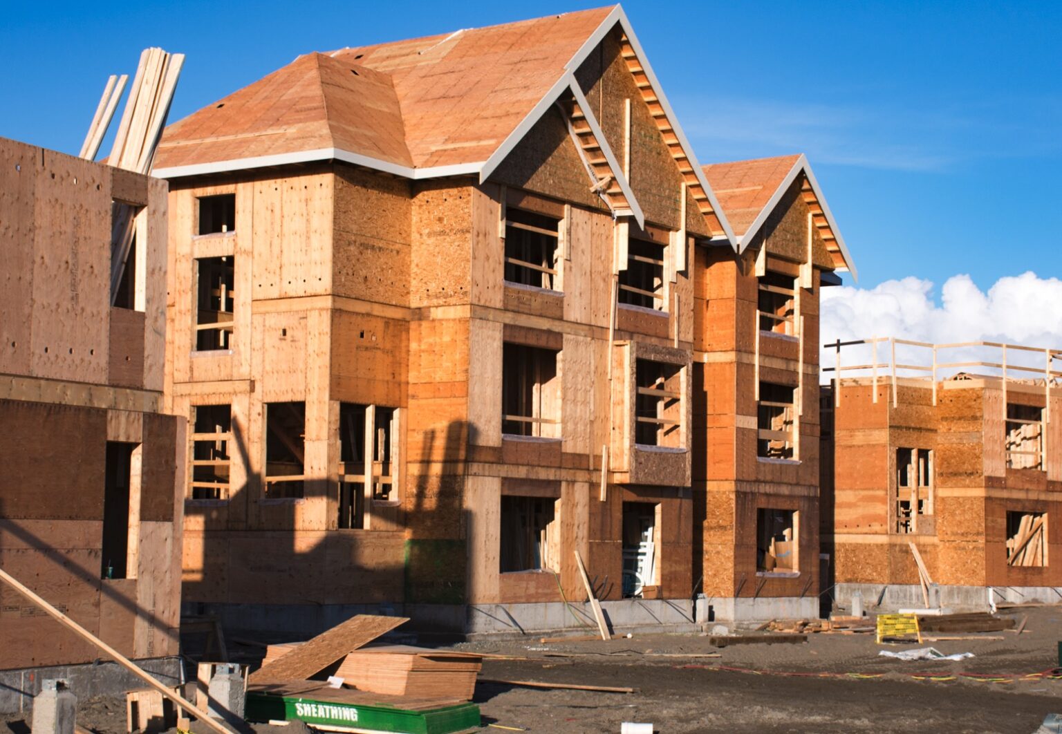 Homebuilders navigate higher material costs, uncertain supply chains ...